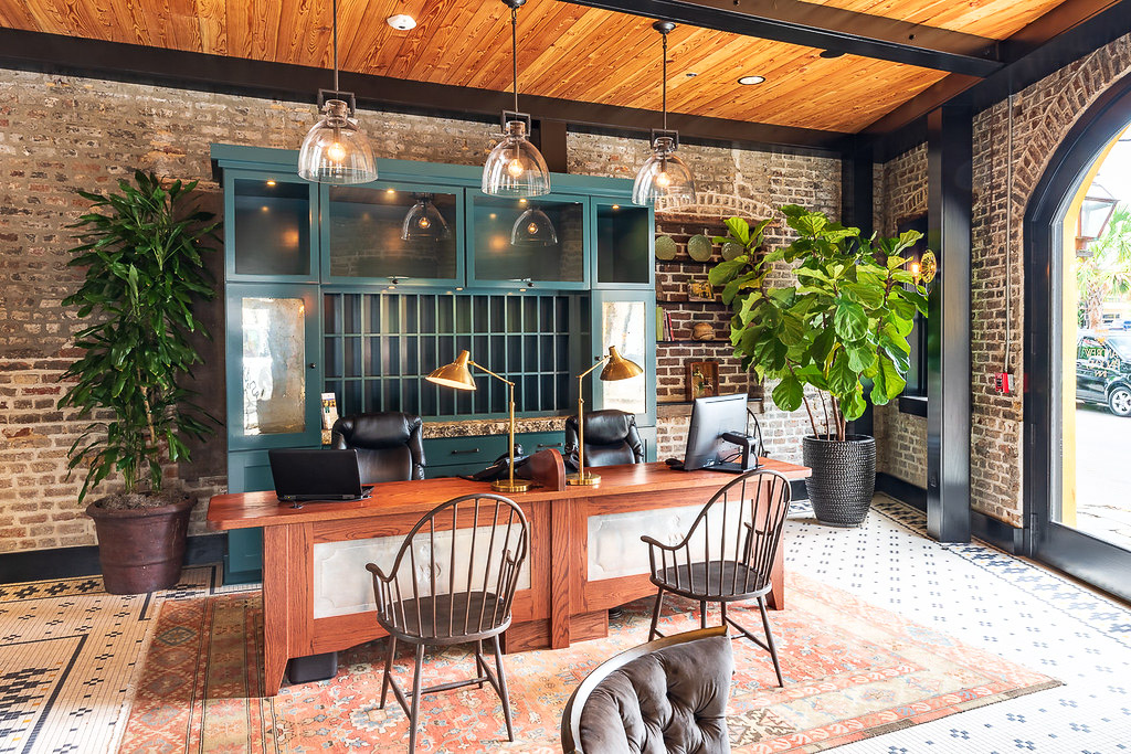 Gallery | Andrew Pinckney Inn