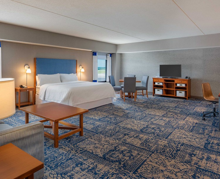 Hotels Bangor Maine | Bangor Aviator Hotel