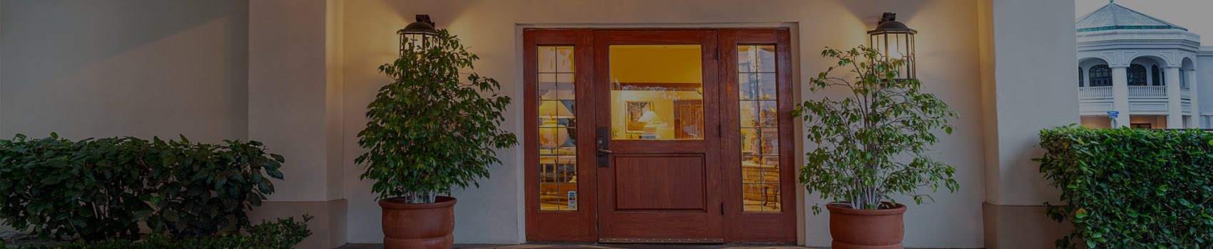 Best Hotels In Ventura | Contact Us | Clocktower Inn