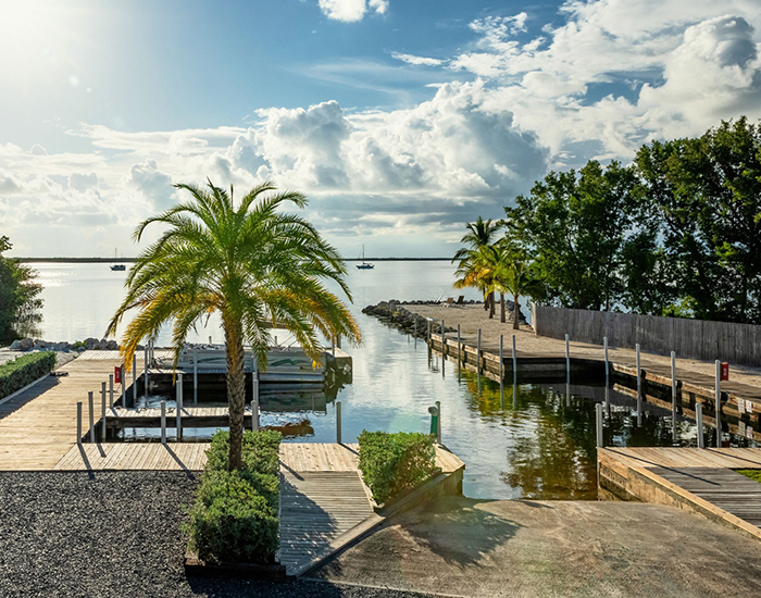 Florida Keys Resorts | About Us | Dolphin Point Villas