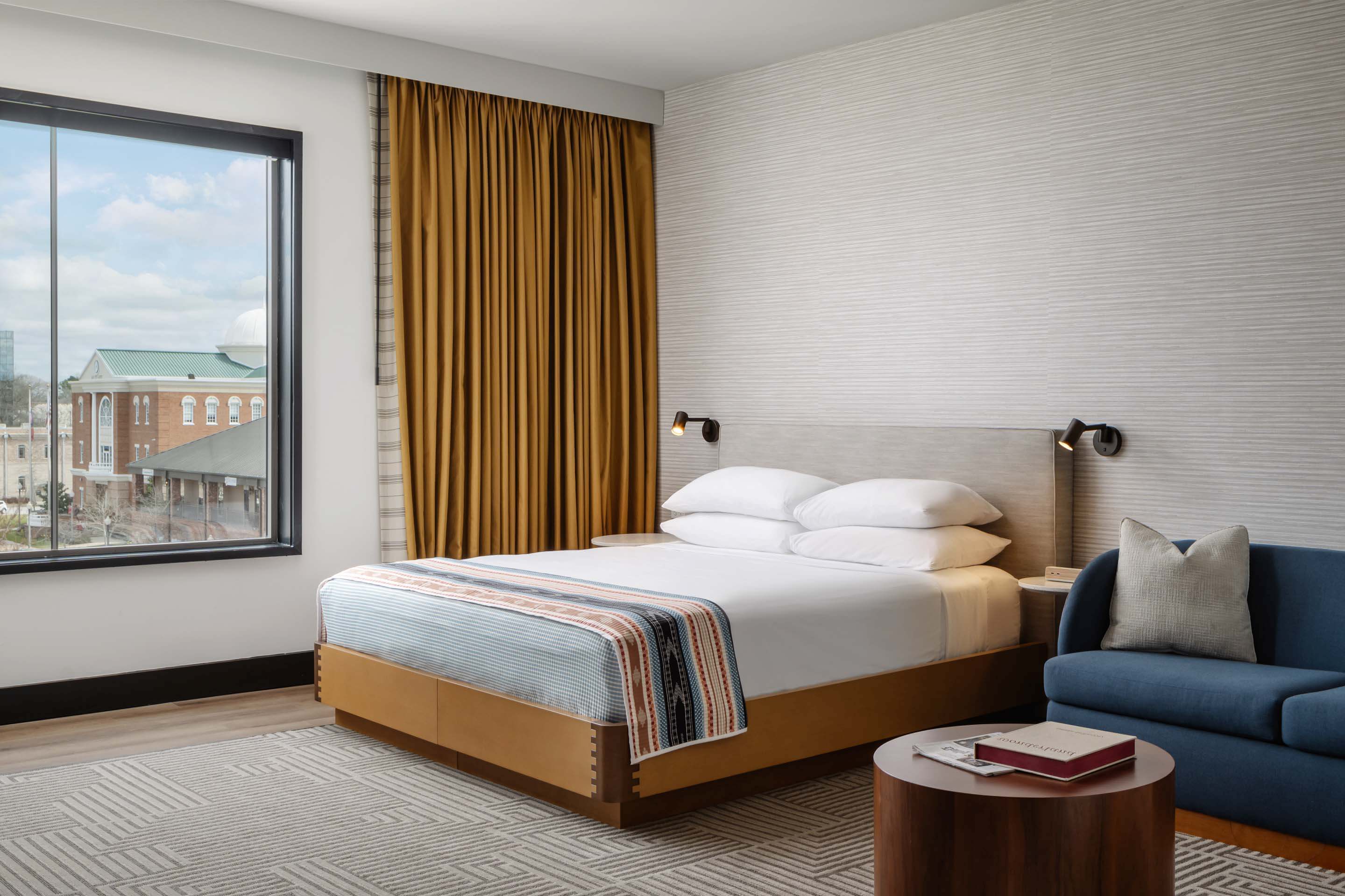 Hotel Tupelo | Hotel in Downtown Tupelo MS | Official Site