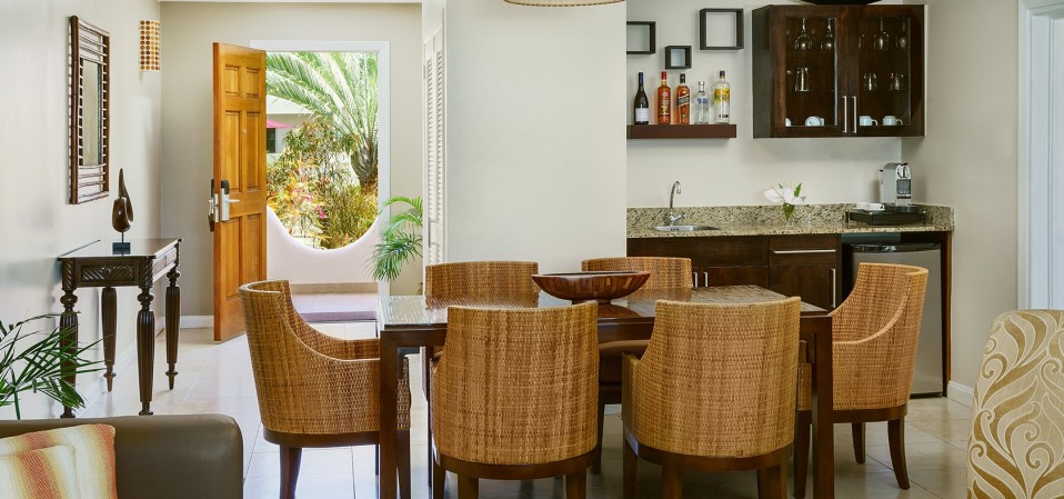 Royal Cinnamon and Saffron Beach Suites - Spice Island