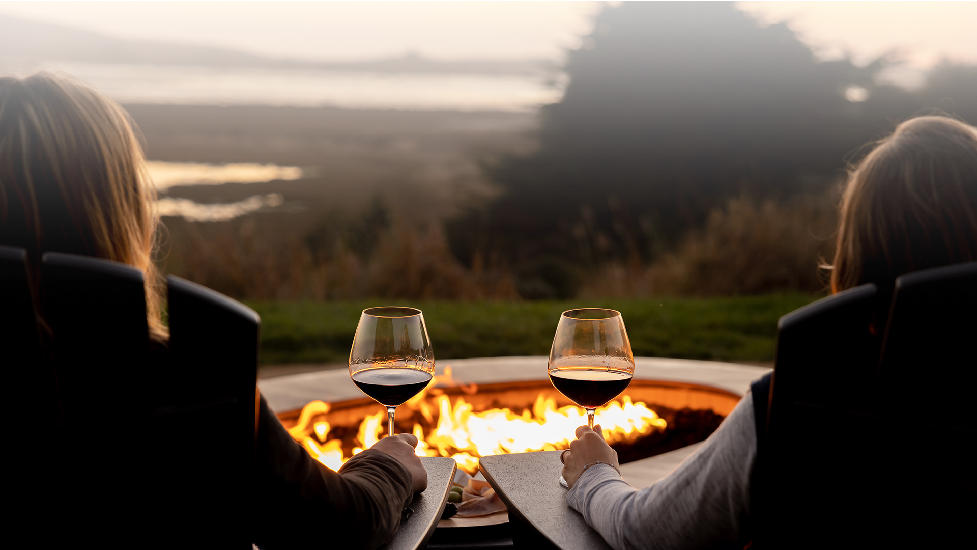 Fireside Restaurant & Lounge | The Lodge at Bodega Bay