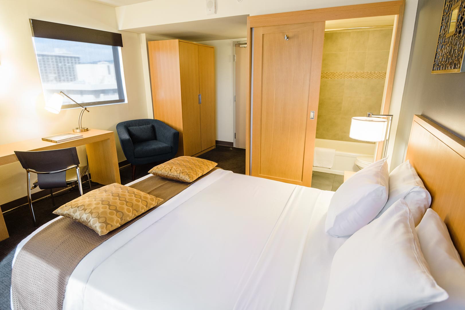 Hotels Near Waikiki Beach | Gallery | VIVE Hotel Waikiki